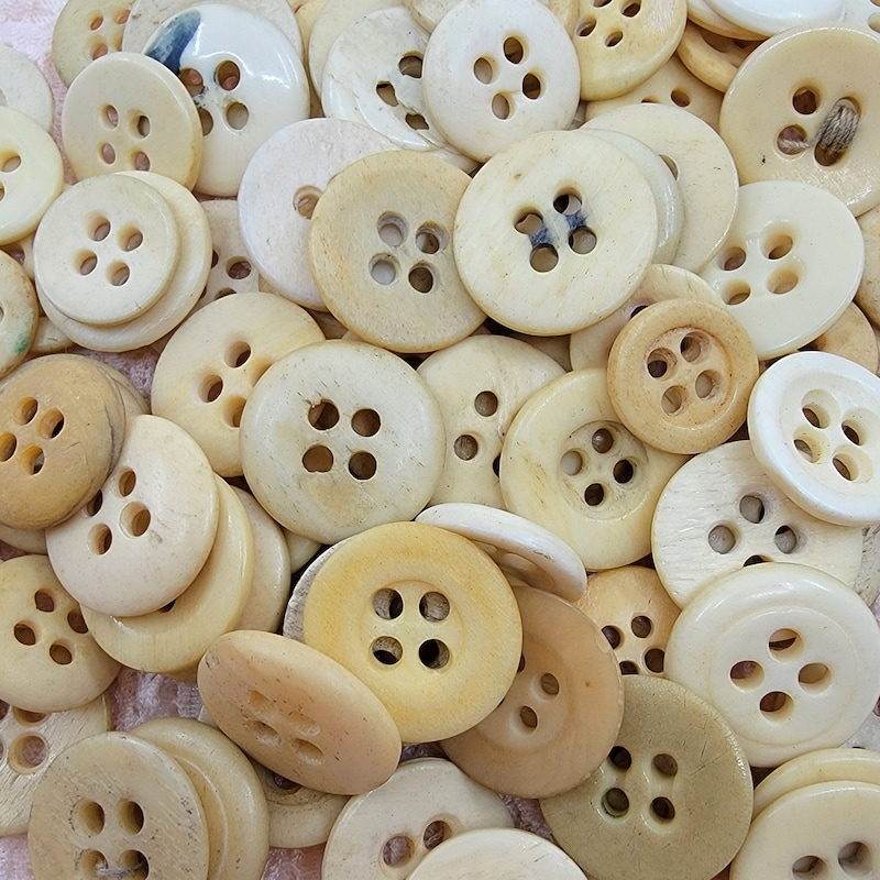 Vintage Buttons - Etsy