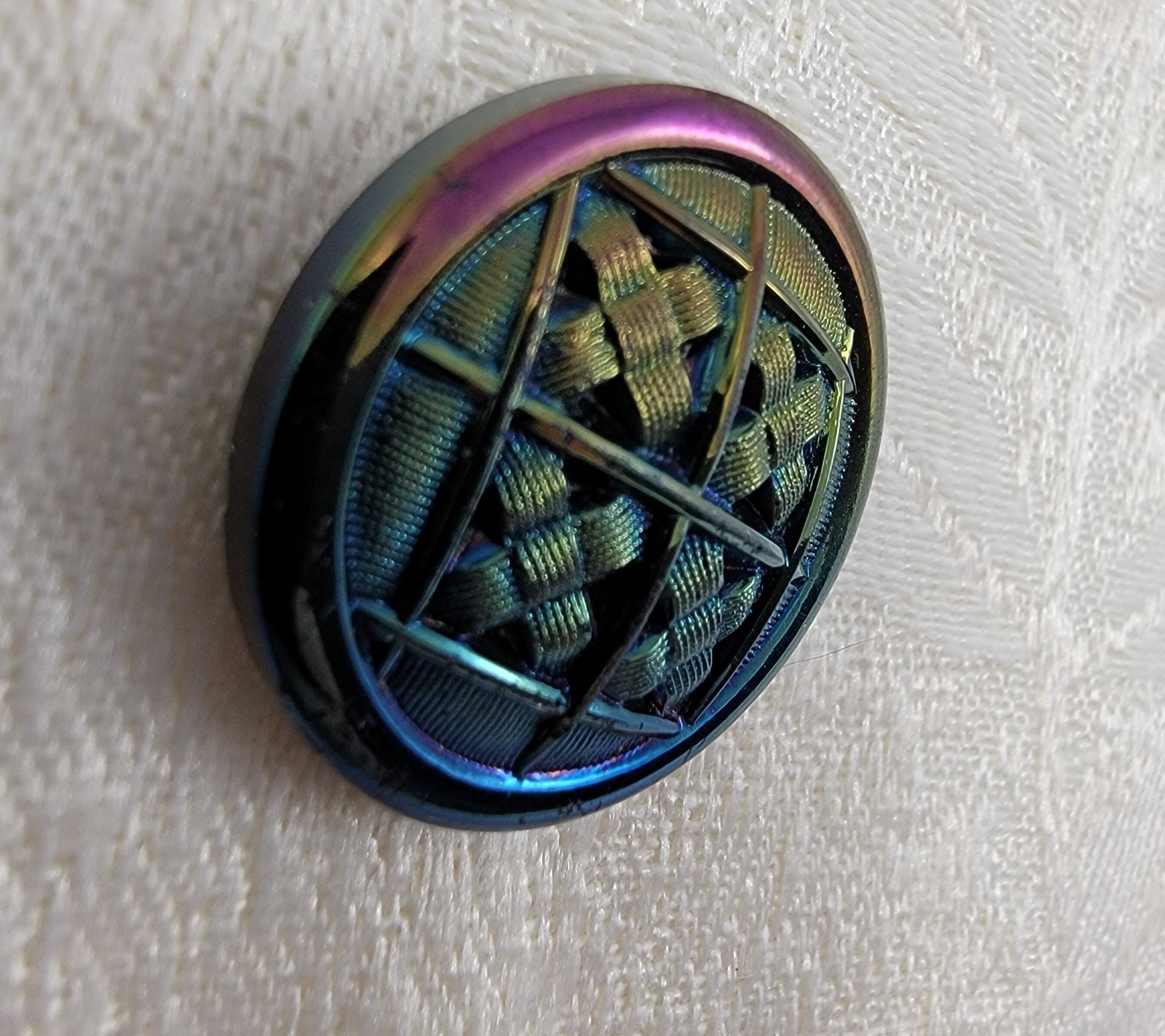 Vintage Antique Iridescent Black Glass Diamond Pattern Brass Box Shank ...