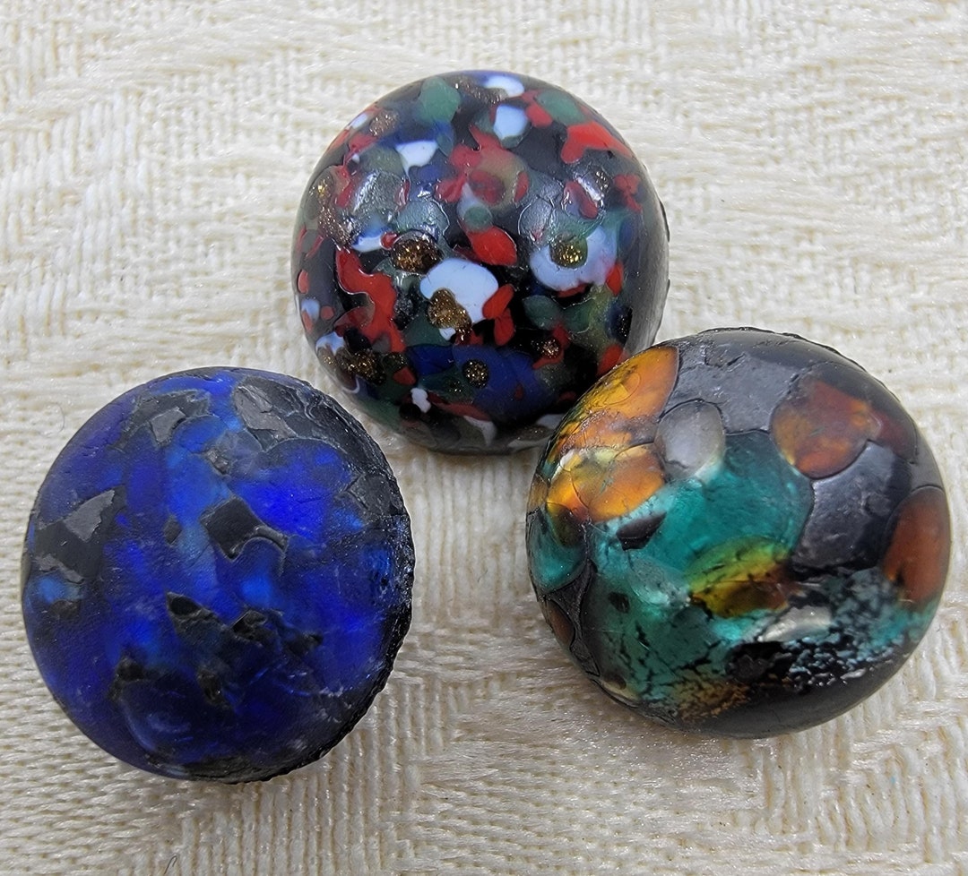 YOUR CHOICE Vintage Antique Leo Popper Round Black Glass Button With ...