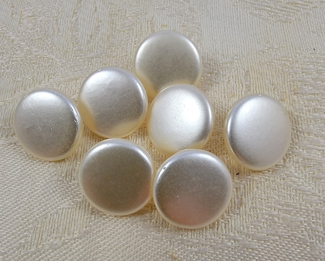 Vintage Pale Yellow Satin Finish Opaque Glass Buttons With Self Shanks ...
