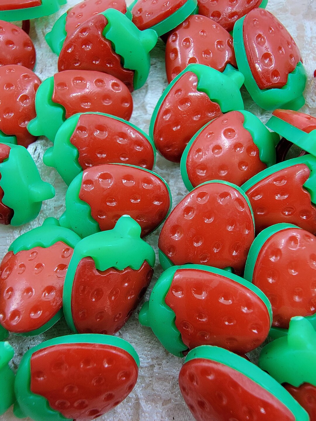 Vintage Small Strawberry Design Snap Together Plastic Buttons With Self ...