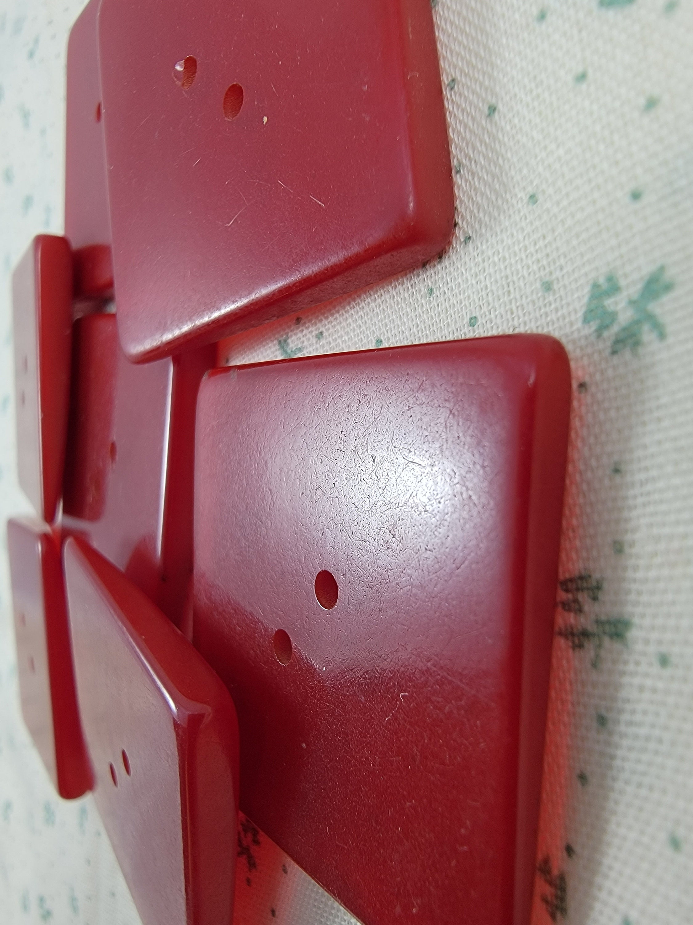 Vintage Cherry Red Semi-transparent Square Bakelite Sew-thru - Etsy