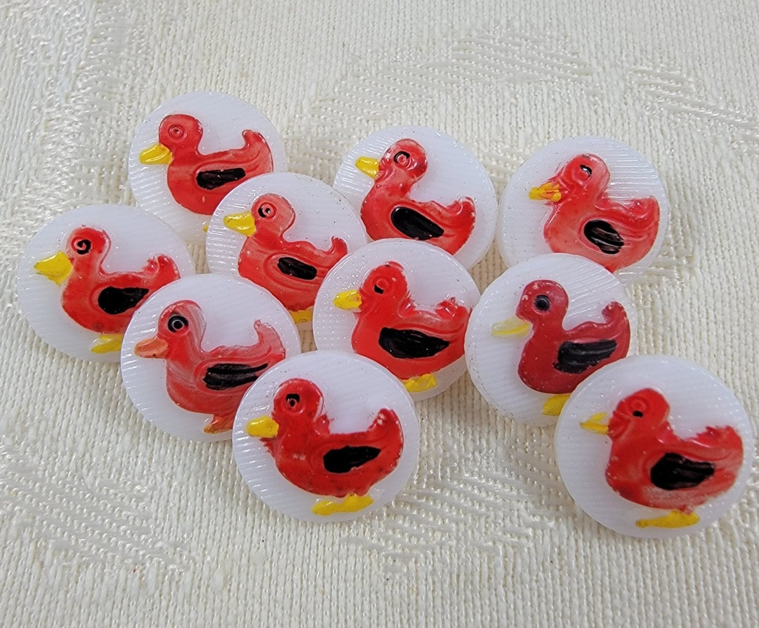 Vintage Painted Red Duck White Glass Kiddie Buttons With Self Shanks ...