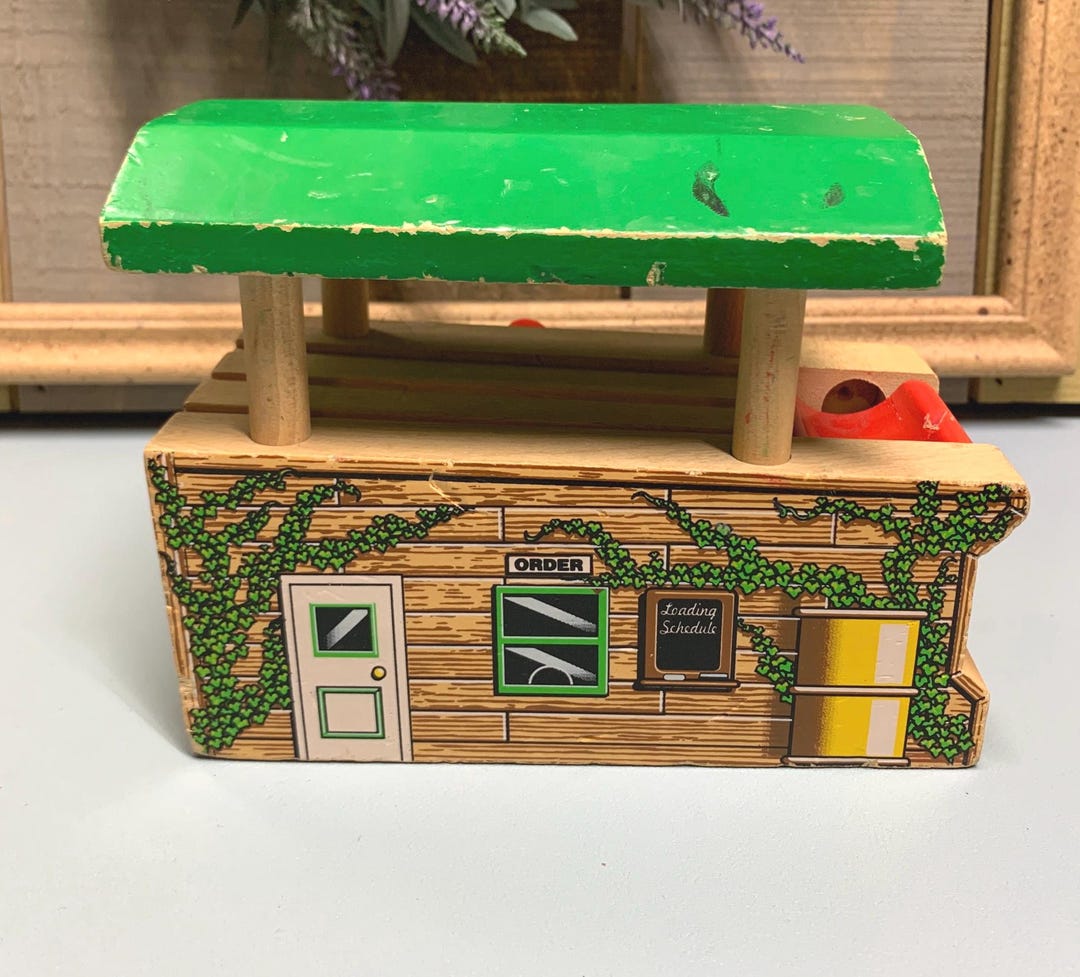 Thomas Train Wooden Arlesdale Barrel Co. - Etsy