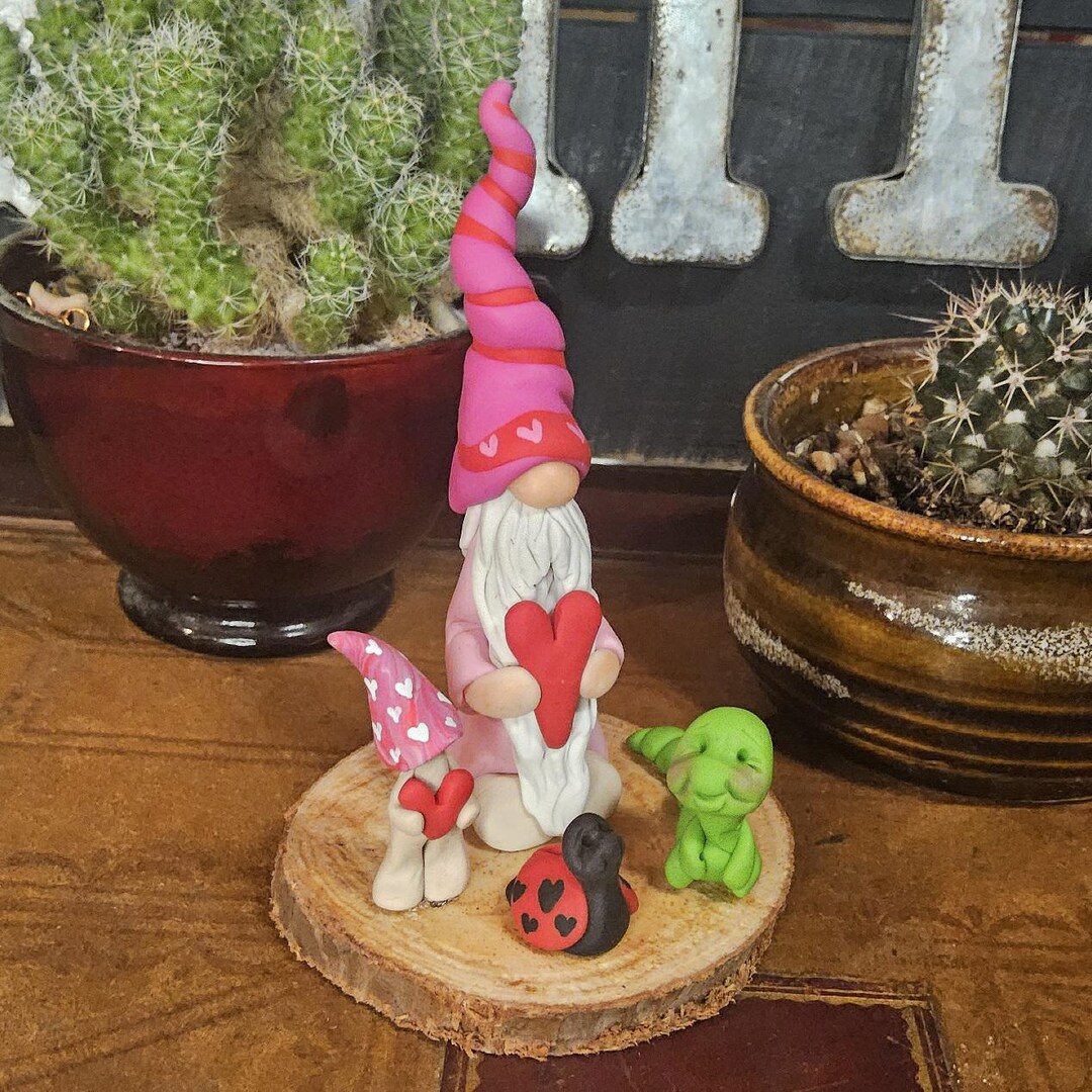 FIMO Clay Valentine's Day Gnomes: Whimsical Couple Gift - Etsy