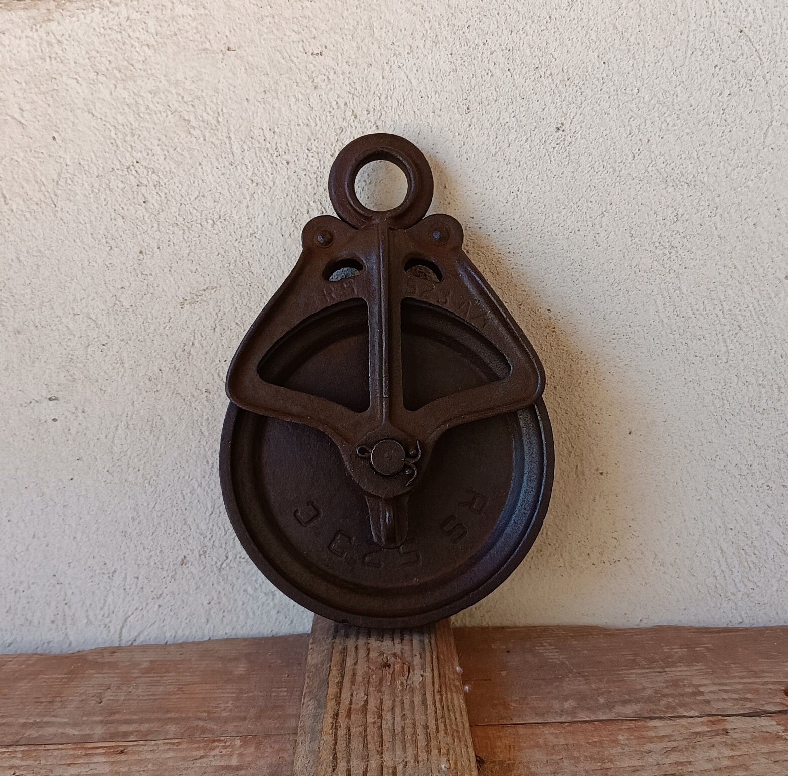 Antique Barn Pulley Wall Mount Old Barn Pulleys And Hooks Knick Of
