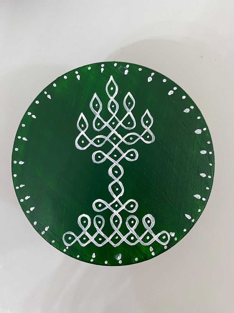 Hand Painted Puja Manai kolam Design Set of 3. - Etsy