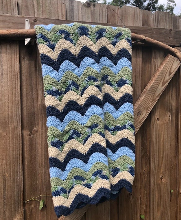 Ripple Wave Lap-ghan Blanket - Etsy