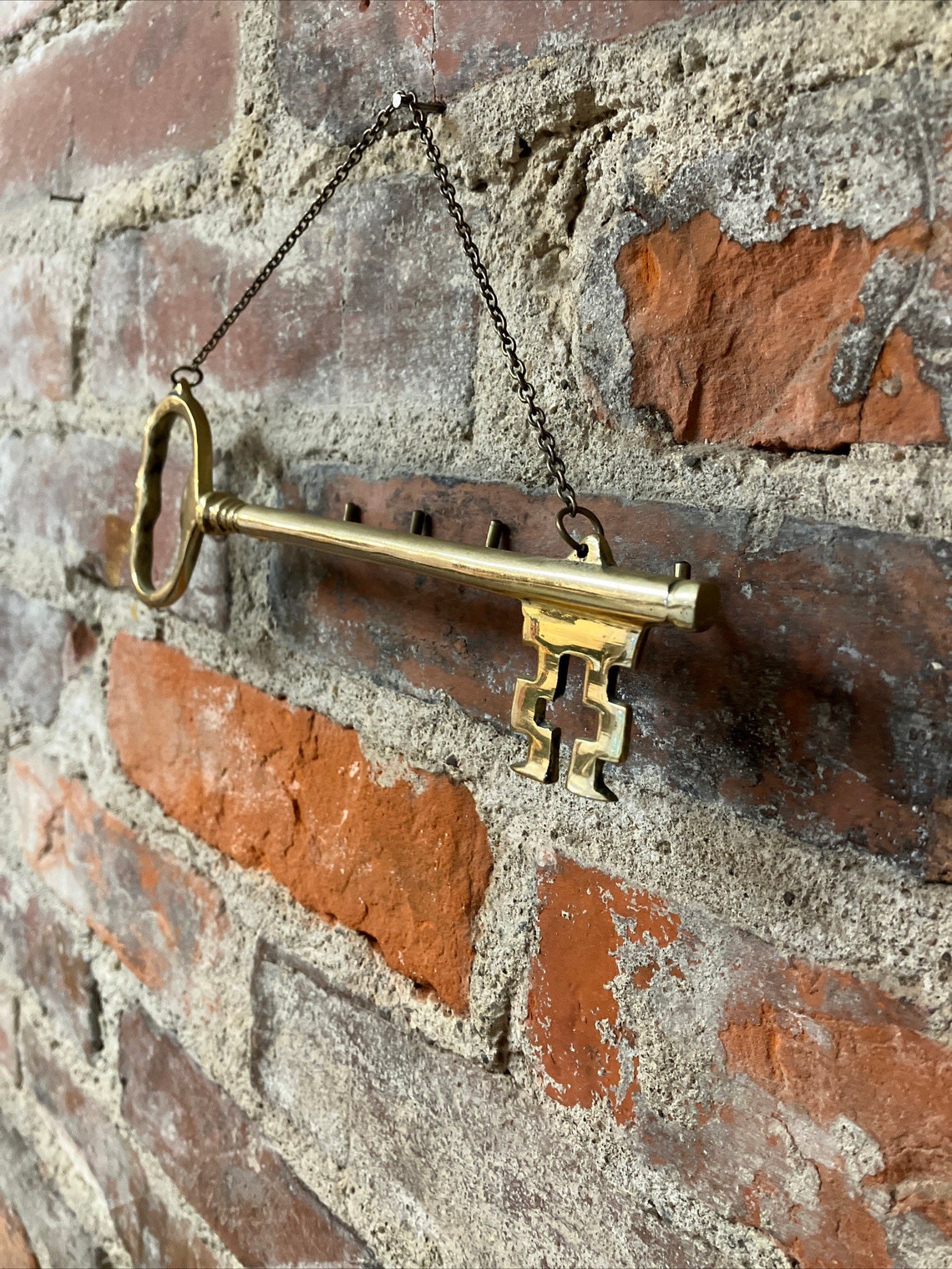 Vintage Key Holder Brass Metal Wall Rack 5 Hooks W/chain - Etsy