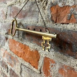 Vintage Key Holder Brass Metal Wall Rack 5 Hooks W/chain - Etsy