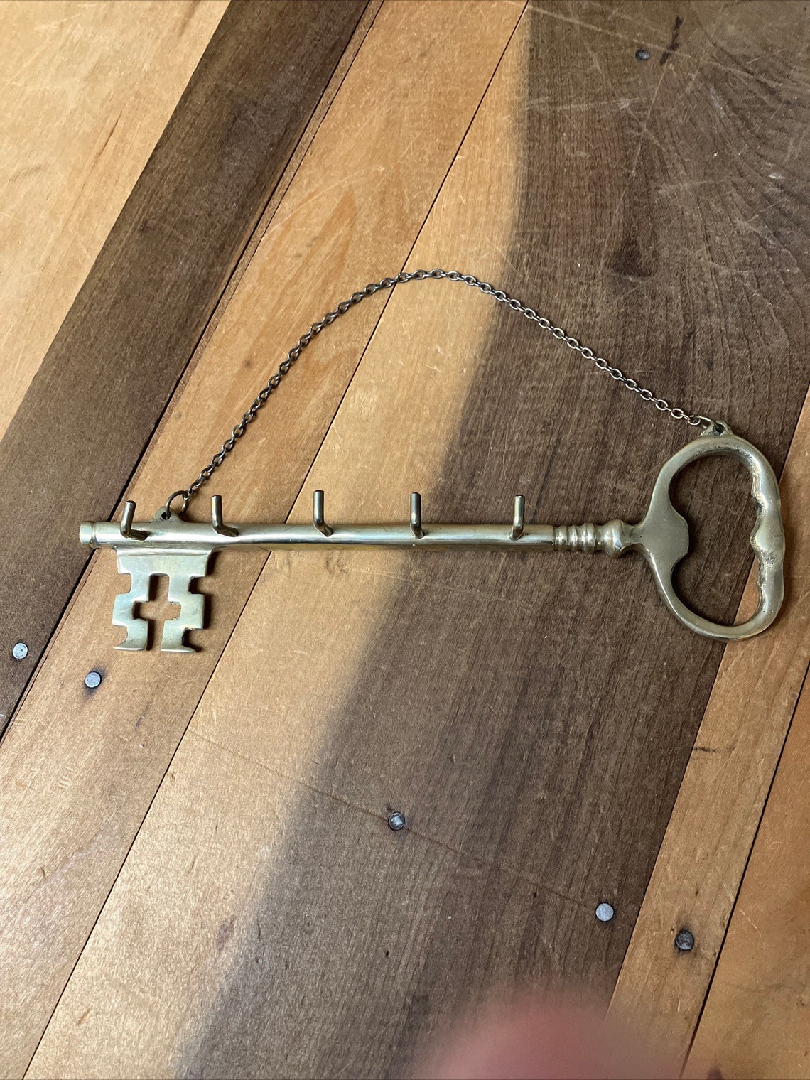Vintage Key Holder Brass Metal Wall Rack 5 Hooks W/chain - Etsy