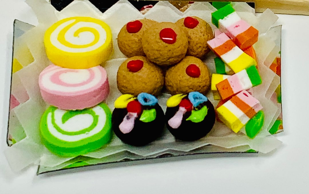Miniature Food Realistic Miniature Candies Miniature Sweets Holidays ...