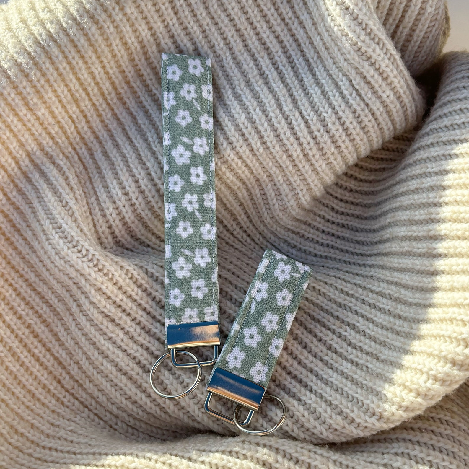 Mini Floral Keyfob Fabric Lanyard Keychain, Girly Key Fob, Key Chain ...