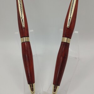 Gorgeous Red Heart Twist Pens With Gold Trim - Etsy