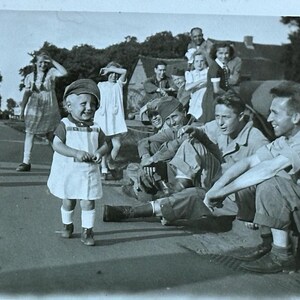 WW2 - Images of War - Army Life Photo Documentary - 70 Photos (MS444 ...