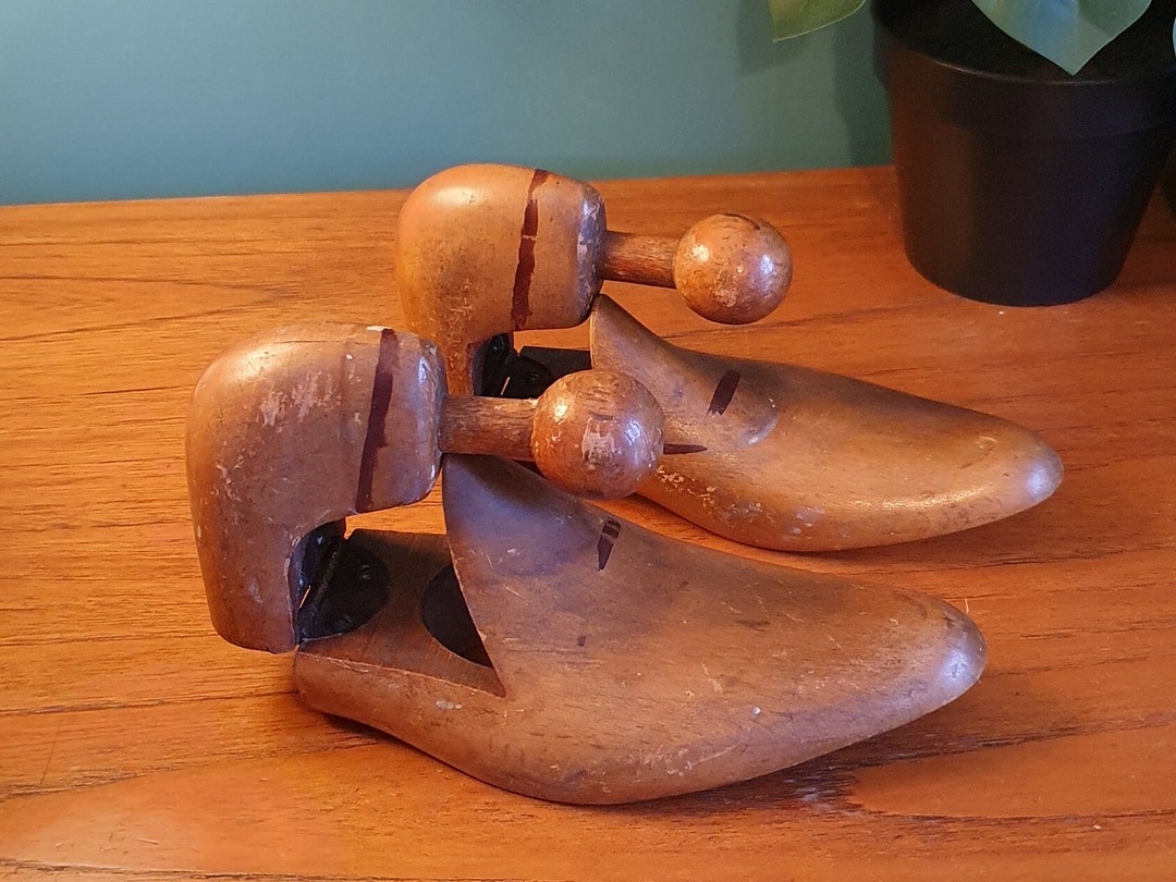 Pair of Vintage Hinged Shoe Lasts / Cobblers Equipment - Etsy
