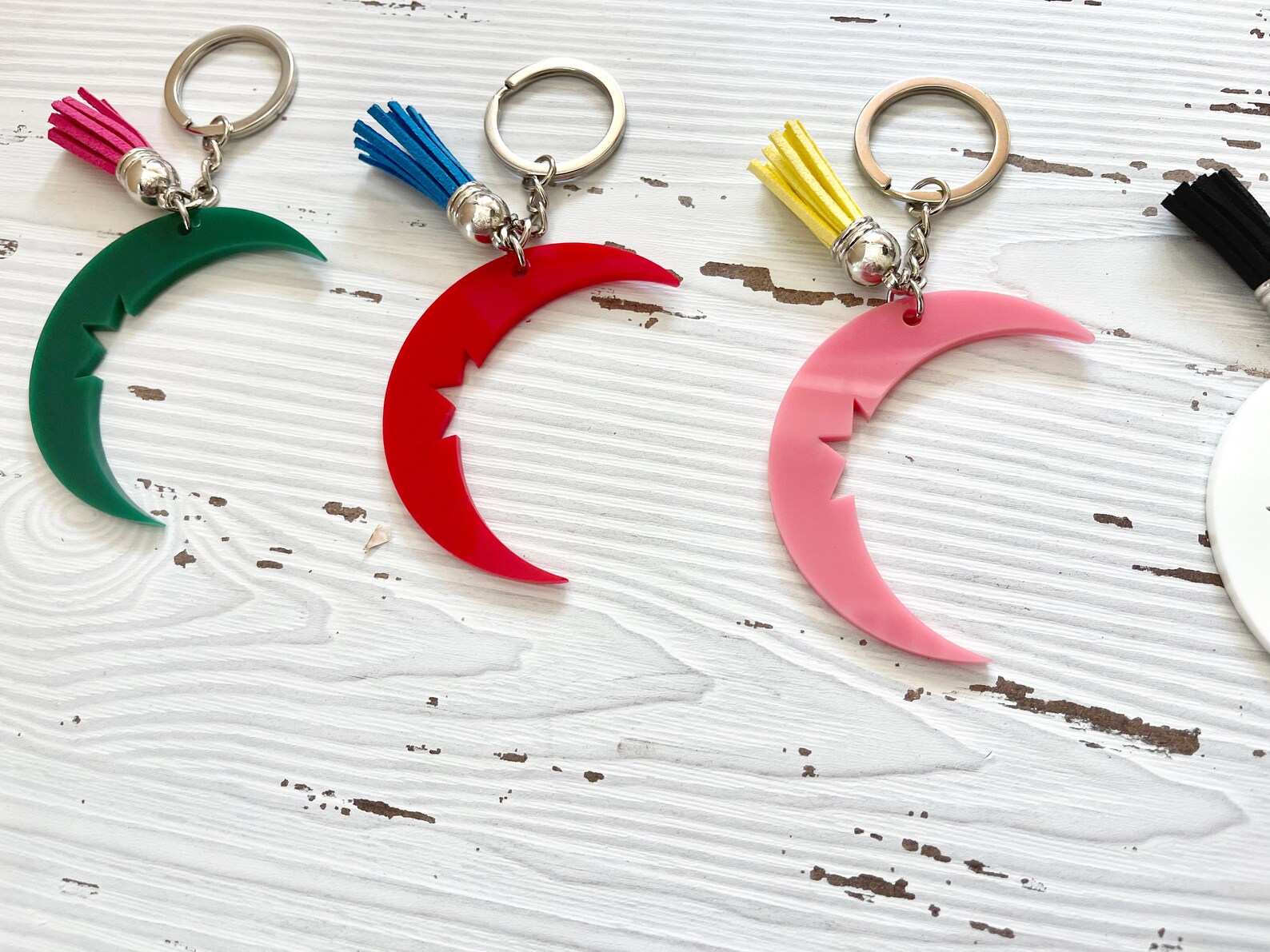 Zyia Crescent Moon Keychain - Etsy