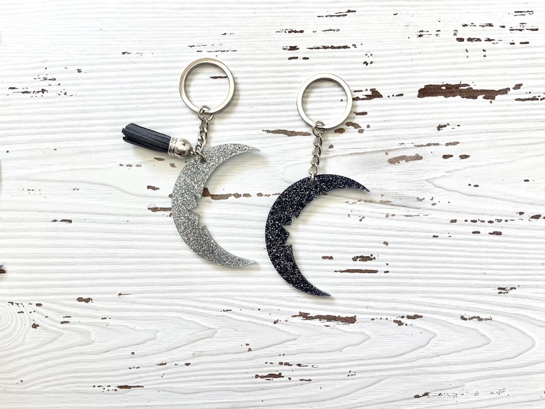 Zyia Crescent Moon Keychain - Etsy