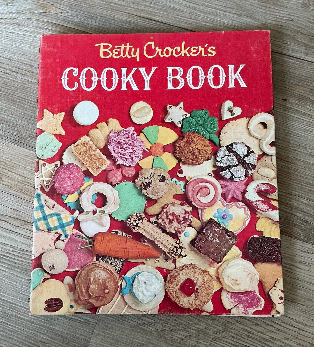 1963 Betty Crocker's Cooky Book, First Edition, First Printing, Spiral ...