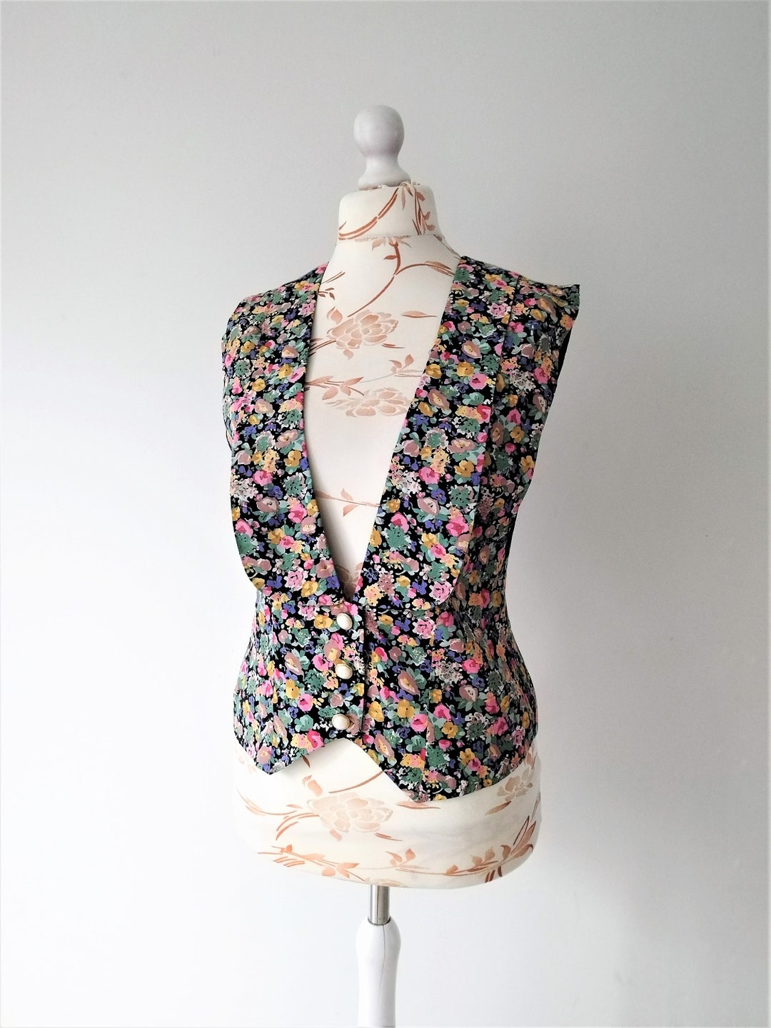 Vintage Floral Vest Women Collared Sleeveless Waistcoat Size Medium ...