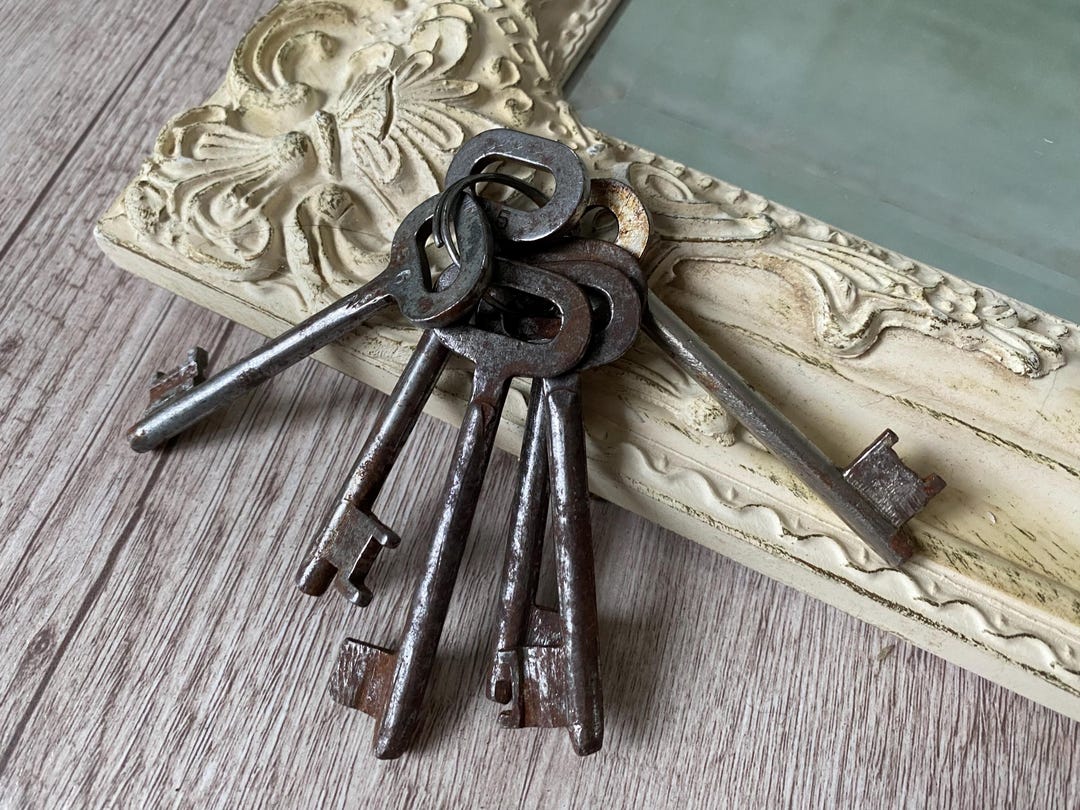 Vintage Metal Keys Six Collector Keys for Wall or Fireplace Decor ...