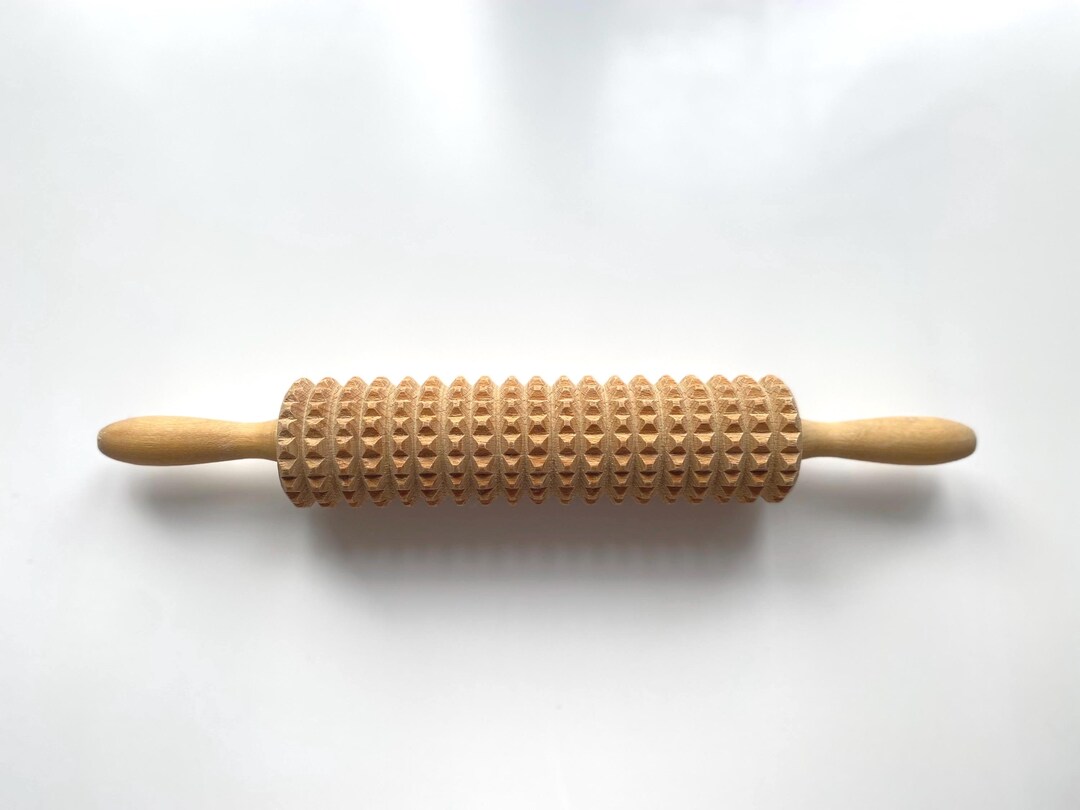 Vintage Wooden Rolling With Structure / Long Wooden Rolling Pin ...