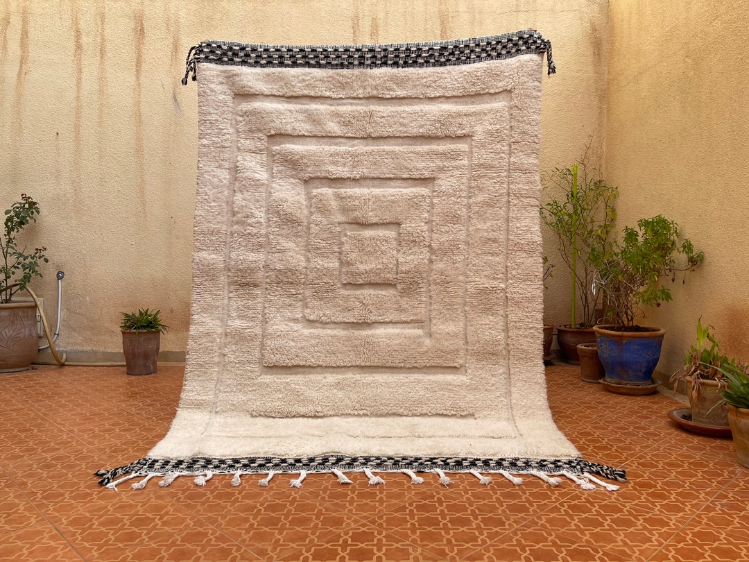 Solid White Abstract Rug - Beni White Rug - Berber Moroccan Rug - Plain ...