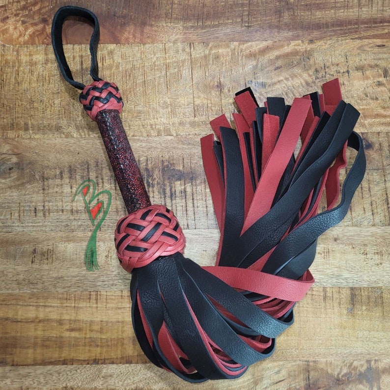 Bullhide Leather Flogger With Red & Black Stingray Handle - Etsy