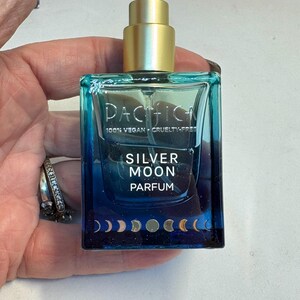Vintage Pacifica Silver Moon Parfum: Vanilla Almond Spice, 1 Fl Oz - Etsy
