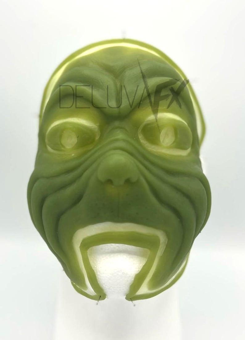 Grinch Inspired Face Prosthetic – Encapsulated Silicone FX Appliance ...