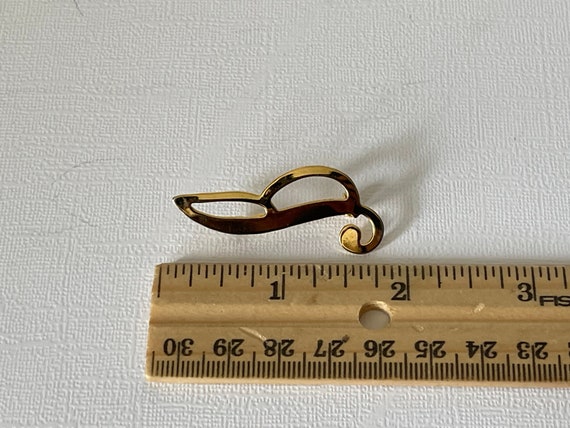 Vintage letter B brooch, letter b pin, gold letter b … - Gem