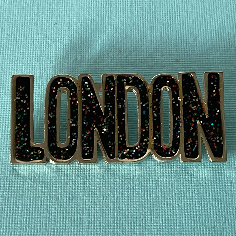 Vintage London Travel Pin - Etsy