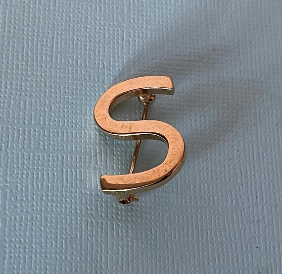 Vintage letter S brooch, signed Monet letter S pin, g… - Gem