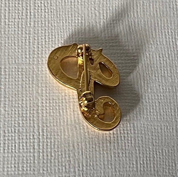 Vintage letter P brooch, Signed Avon letter P pin, go… - Gem