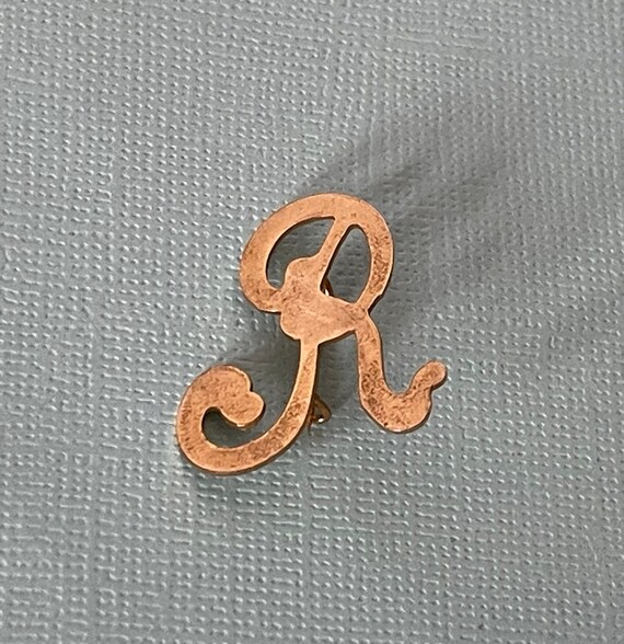 Vintage letter R brooch, letter R jewelry, gold lette… - Gem