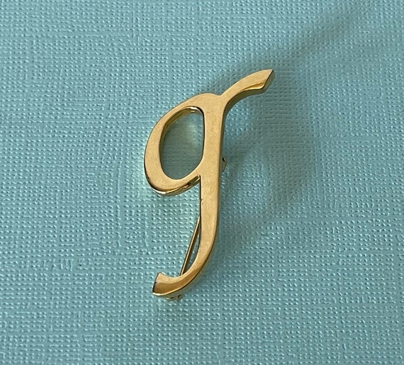 Vintage letter G brooch, gold letter g pin, letter g … - Gem