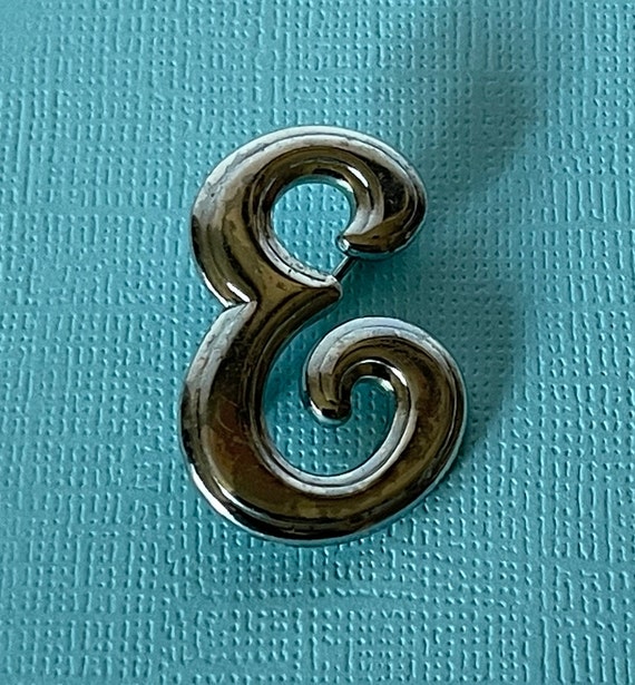 Vintage letter E brooch, letter E jewelry, silver let… - Gem