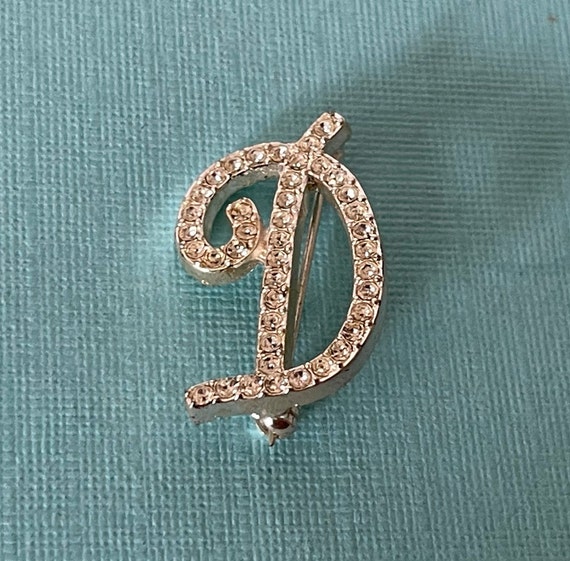 Vintage letter D brooch, rhinestone letter D pin, let… - Gem