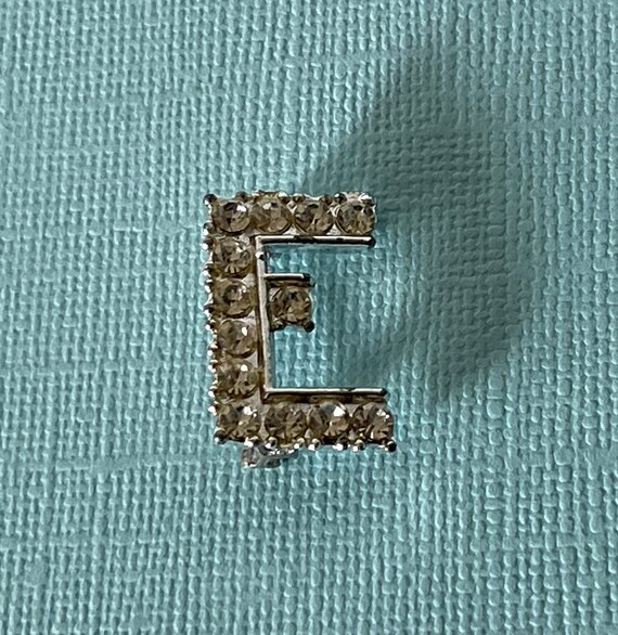 vintage erte letter e - Gem