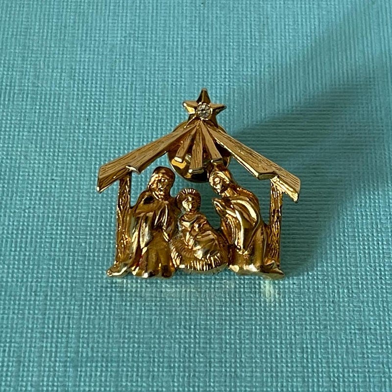 Jesus Brooch - Etsy