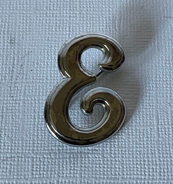 Vintage letter E brooch, letter E jewelry, silver let… - Gem