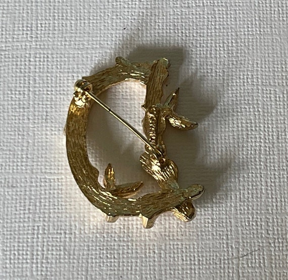 VIntage letter D brooch, signed Sarah, Sarah Coventry… - Gem