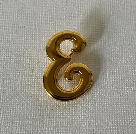 Vintage letter E brooch, gold letter E pin, letter E … - Gem