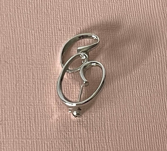 Vintage letter e brooch, signed Sarah letter E pin, S… - Gem