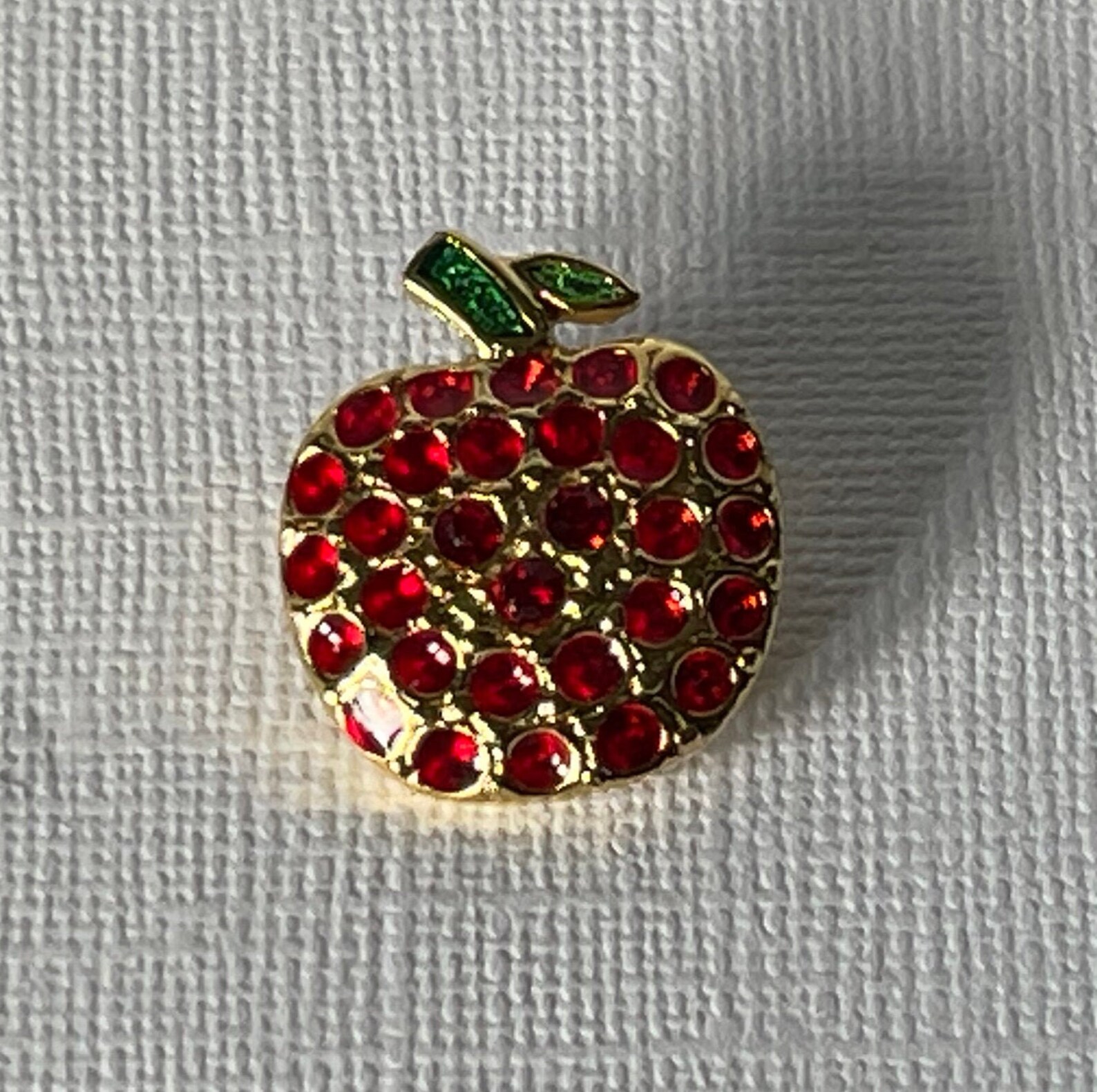 Vintage Apple Brooch Vintage Pumpkin Pin Halloween New York - Etsy UK