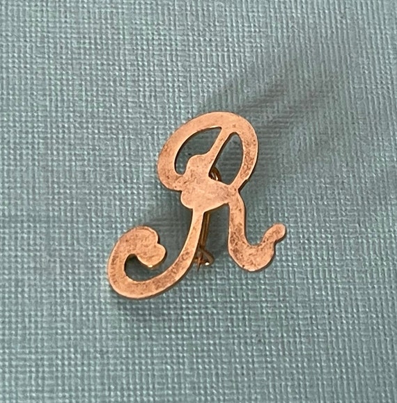 Vintage letter R brooch, letter R jewelry, gold lette… - Gem