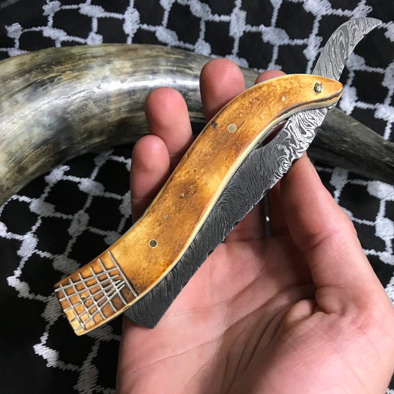 Custom Made Damascus Straight Razor With Carved Bone Handle & - Etsy
