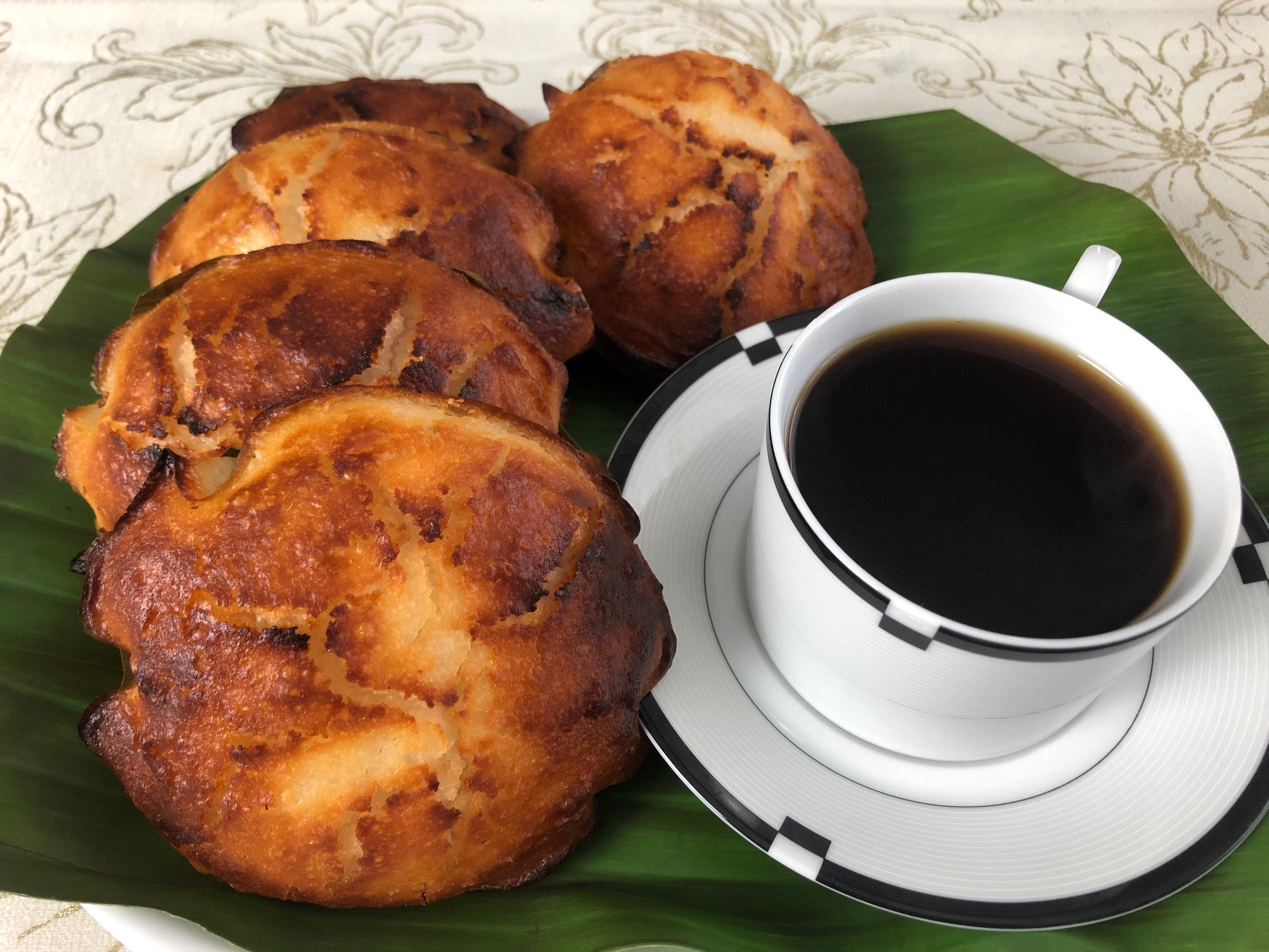 Bibingka - Filipino Bibingka Made in USA (24 Pieces) - Bisaya Bingka ...