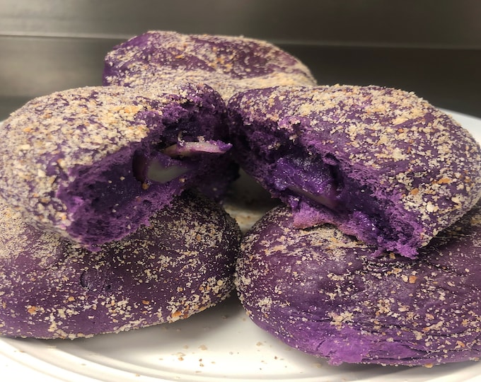 Filipino Ube Cheese Pandesal | Fresh Baked With LOVE - 12 Pieces per ...
