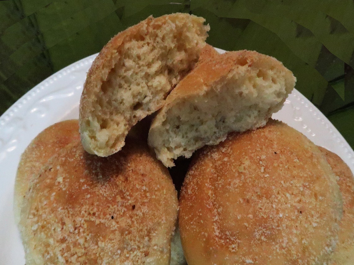 Filipino Pandesal | Fresh Baked With LOVE - 6 Pieces per Order - Etsy